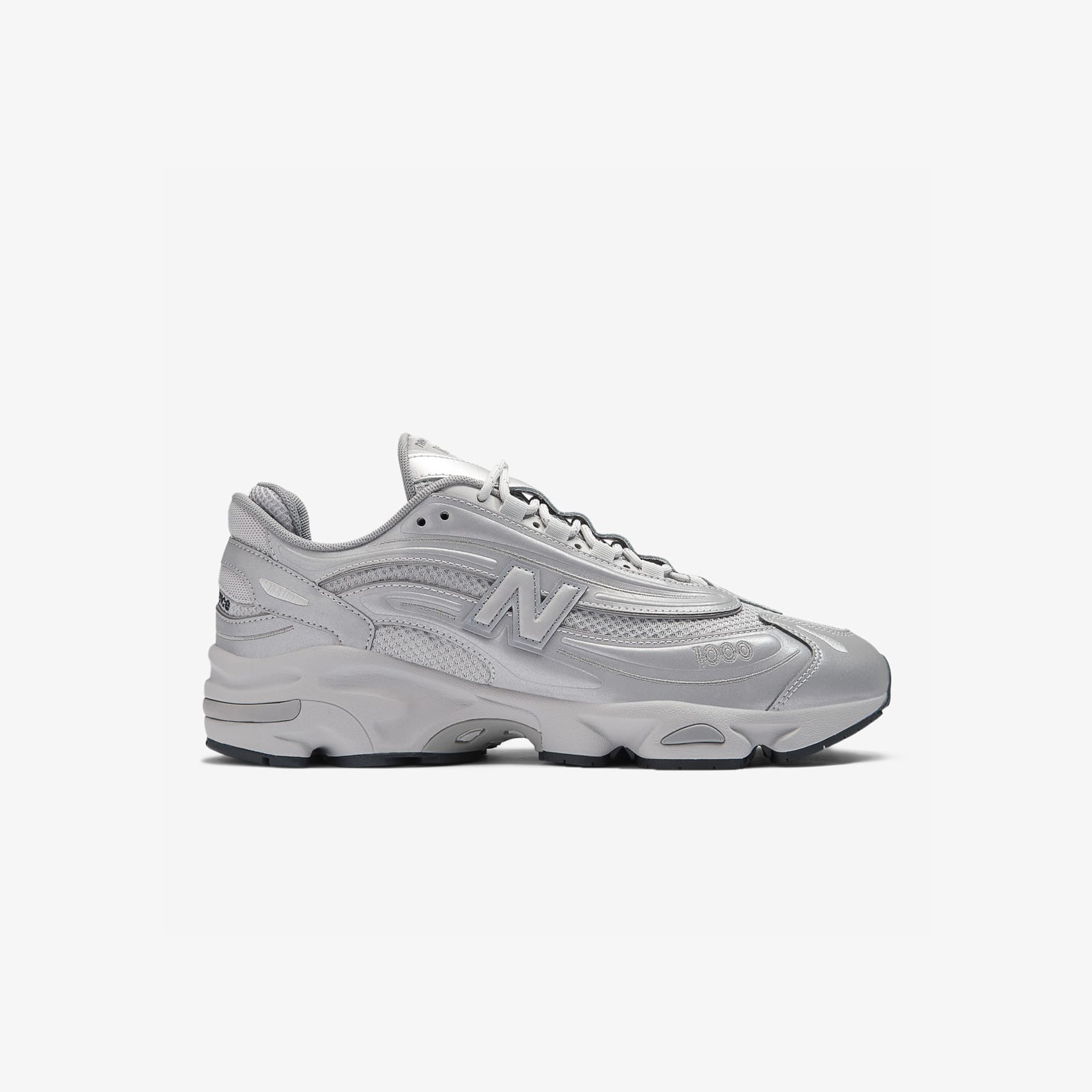 Sneaker Store especializada | BROKEN CHAINS